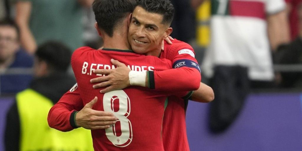 Επιβλητική η Πορτογαλία, πάτησε την Τουρκία και έφυγε για τους «16»! | Sportime