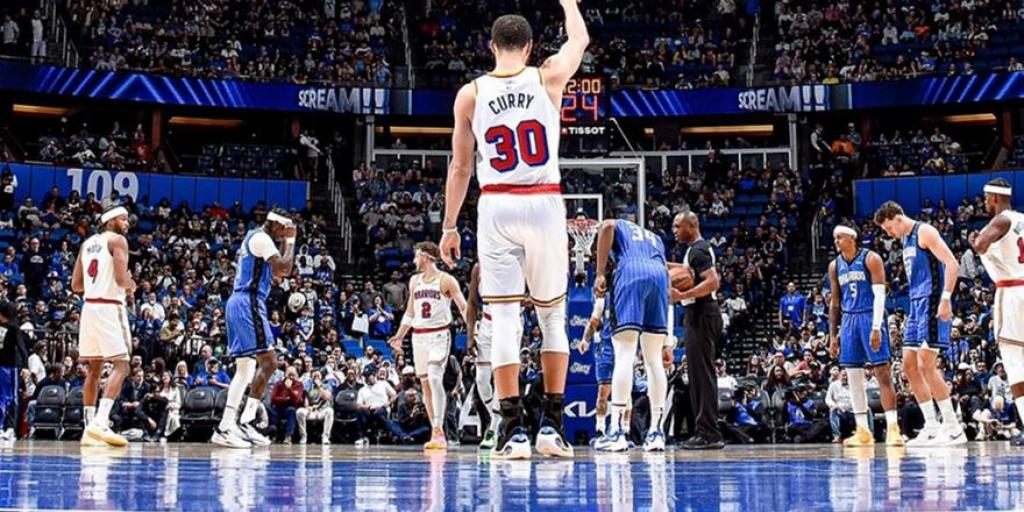 NBA: Μυθικός Κάρι, έβαλε 56 πόντους με 12 τρίποντα στο Ορλάντο | Sportime